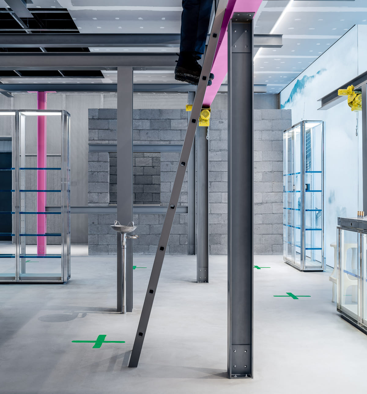BYREDO Chengdu SKP-S Flagship Store | Seth Powers Photography | Archinect