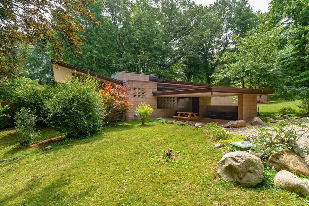 Two-for-one special: Pair of Usonian Frank Lloyd Wright homes hits the ...