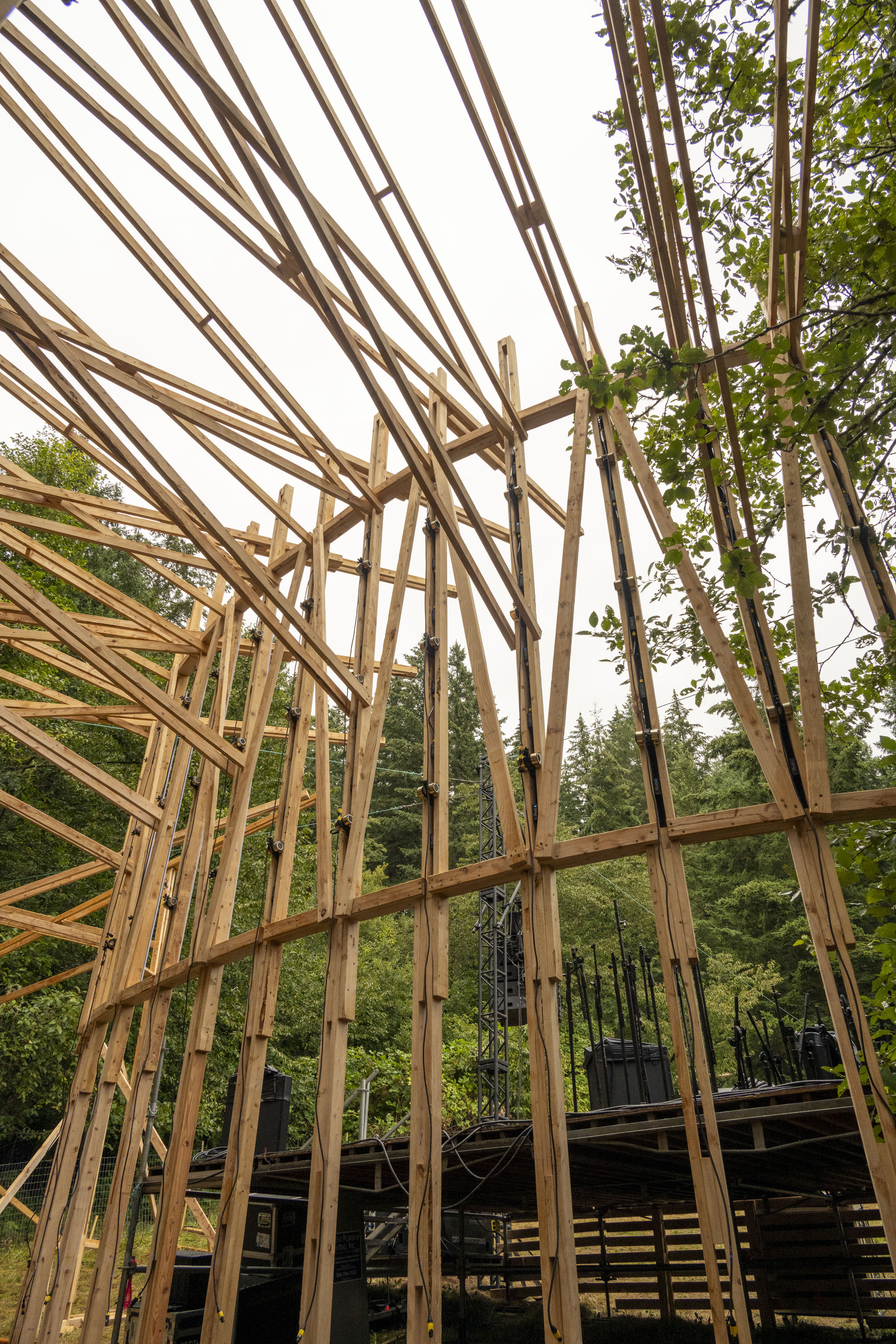 Portland State architecture students create a demountable stage ...