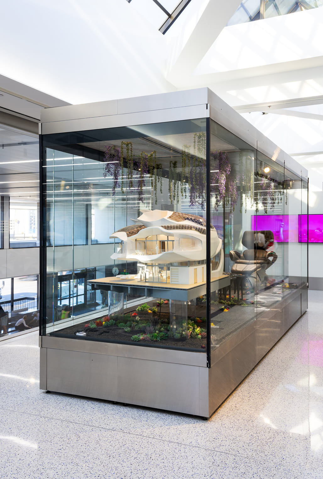 At LAX Terminal 7, Herwig Baumgartner’s “Twilight LA” explores AI ...