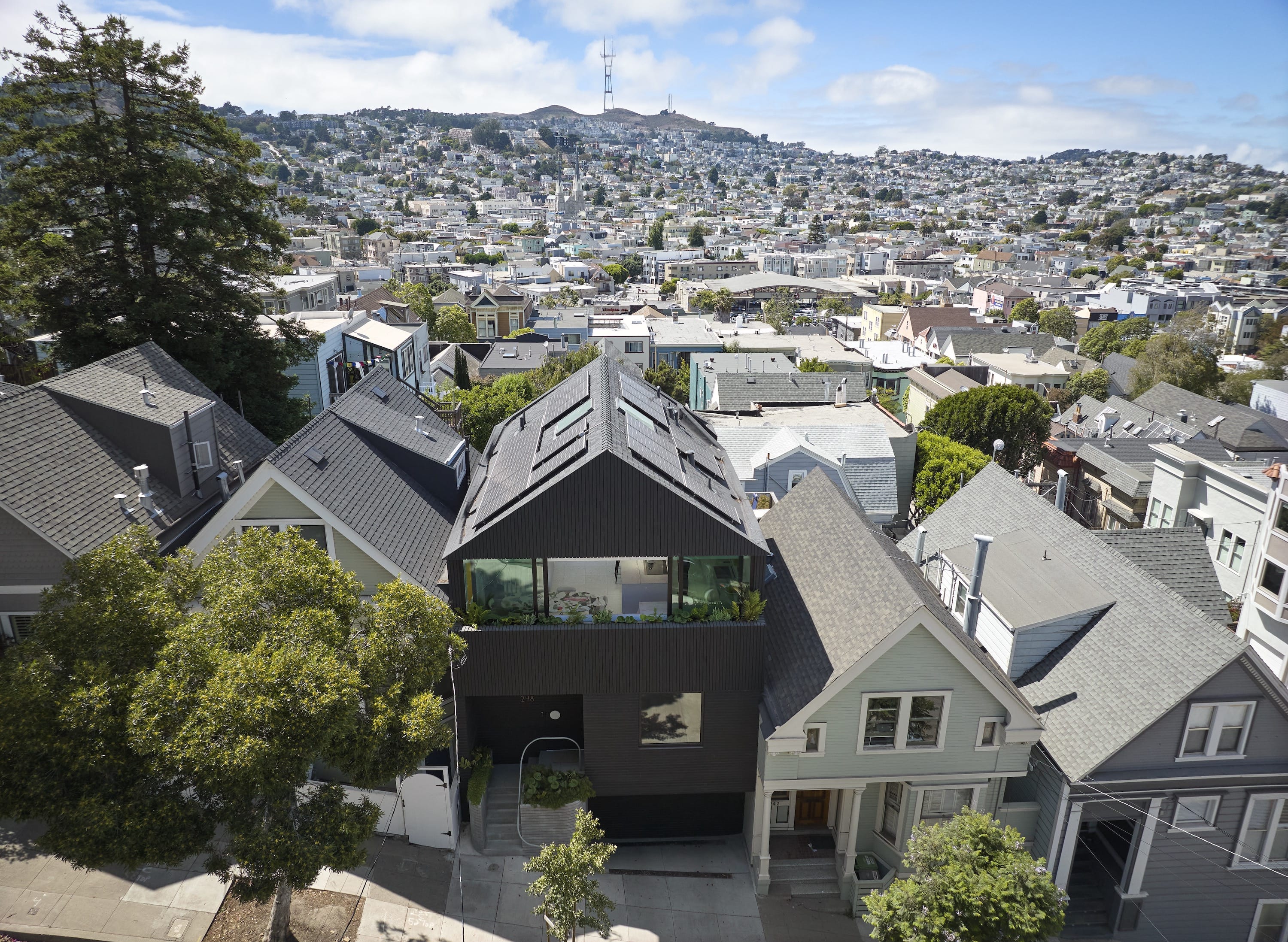 Mork-Ulnes Architects and Alison Damonte reimagine San Francisco home ...