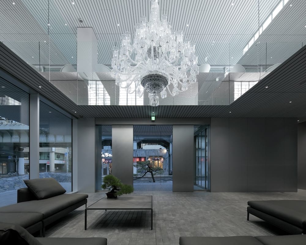 Makoto Yamaguchi completes Tokyo gaming headquarters with slanting ...