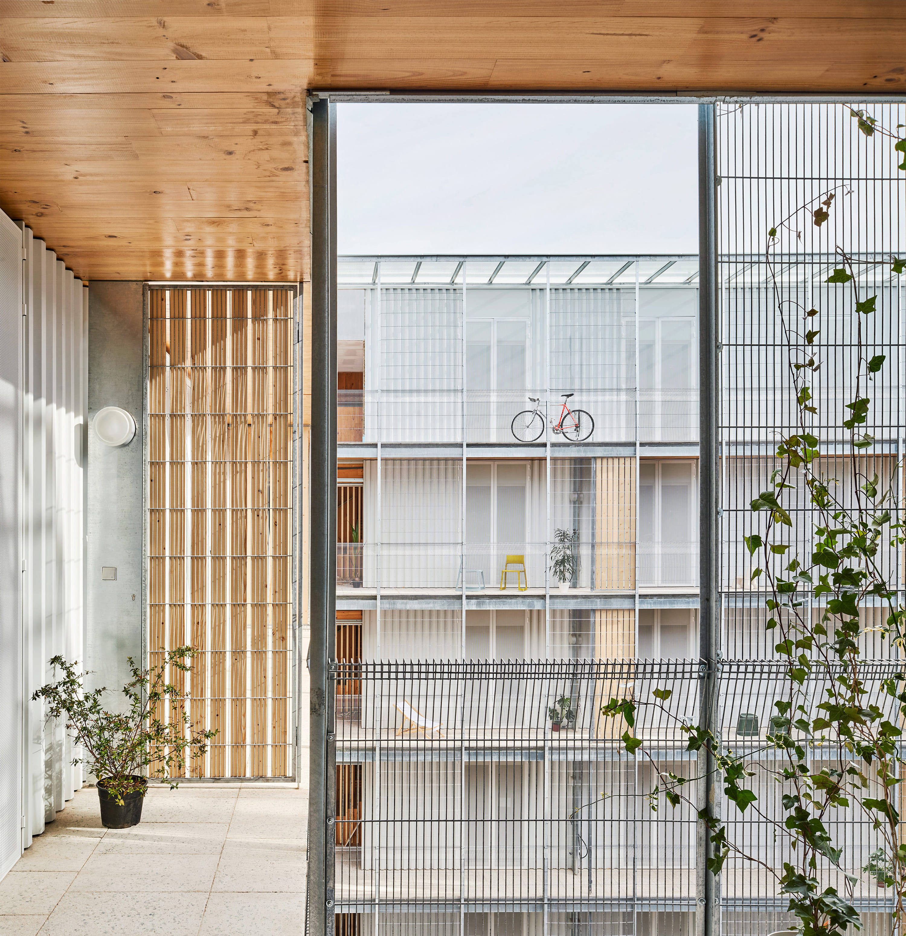 Rowan Moore: UK architects should look elsewhere for council housing ...