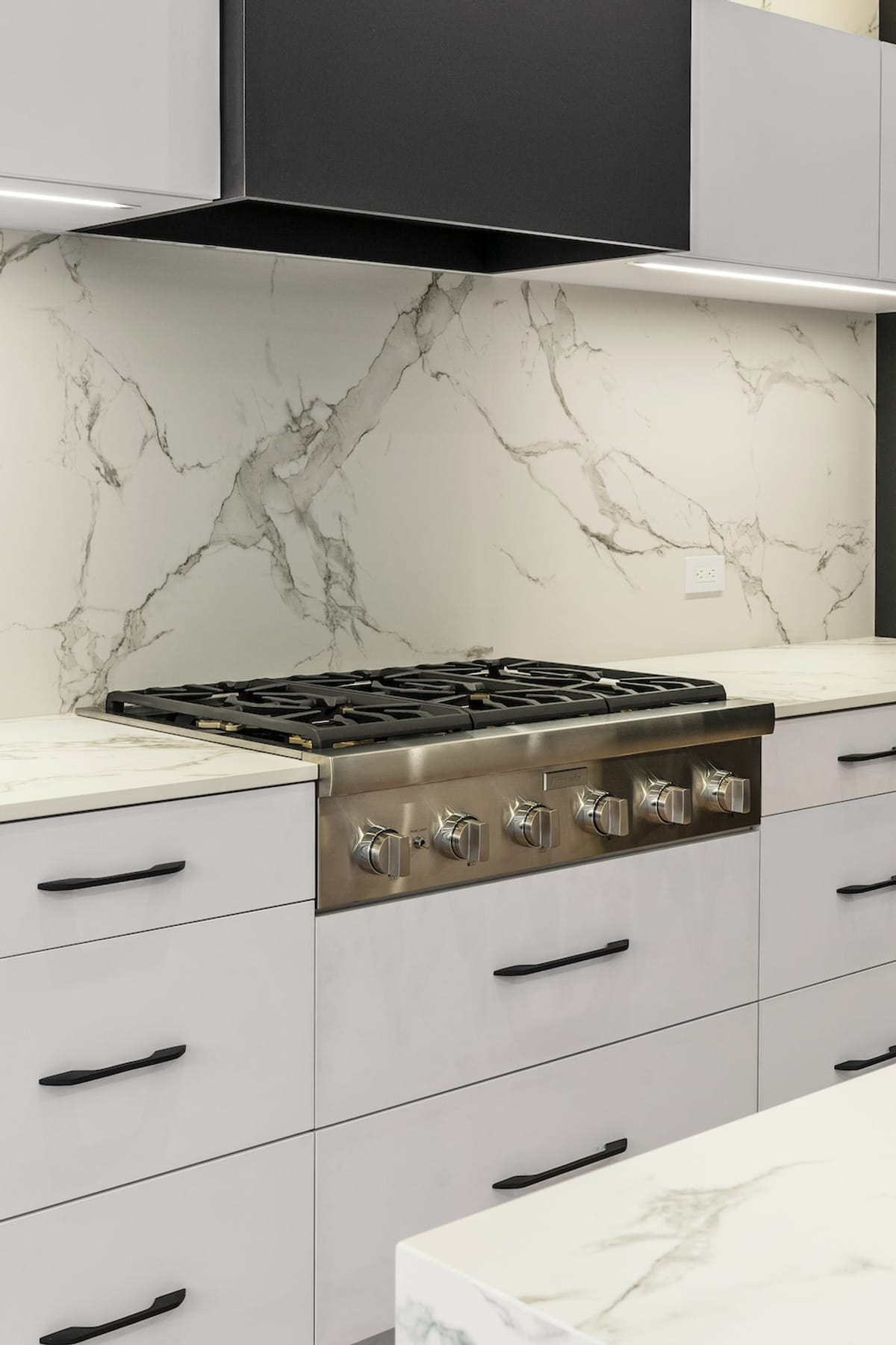 New Hamptons home brings modern flair to coastal living with matte ...