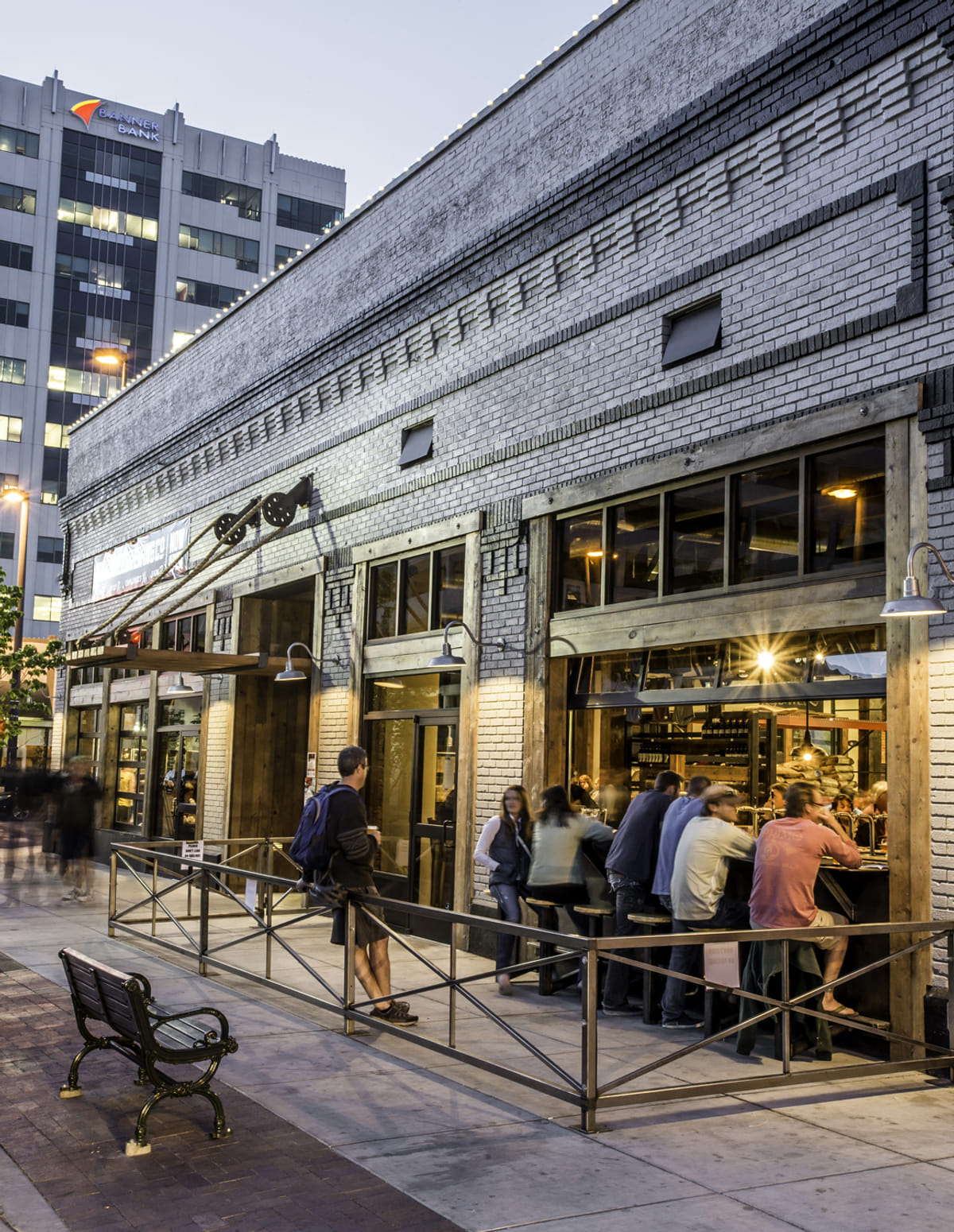 10 Barrel Brewing Co. | Cushing Terrell | Archinect