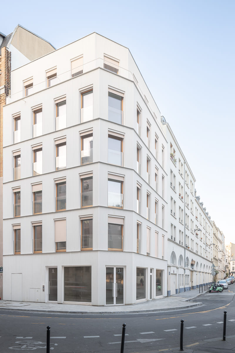 Wooden housing in the centre of Paris | mobile architectural office ...