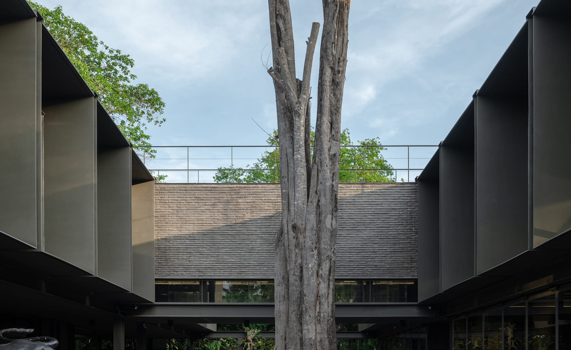 Bull Gallery | Yan Architects | Archinect