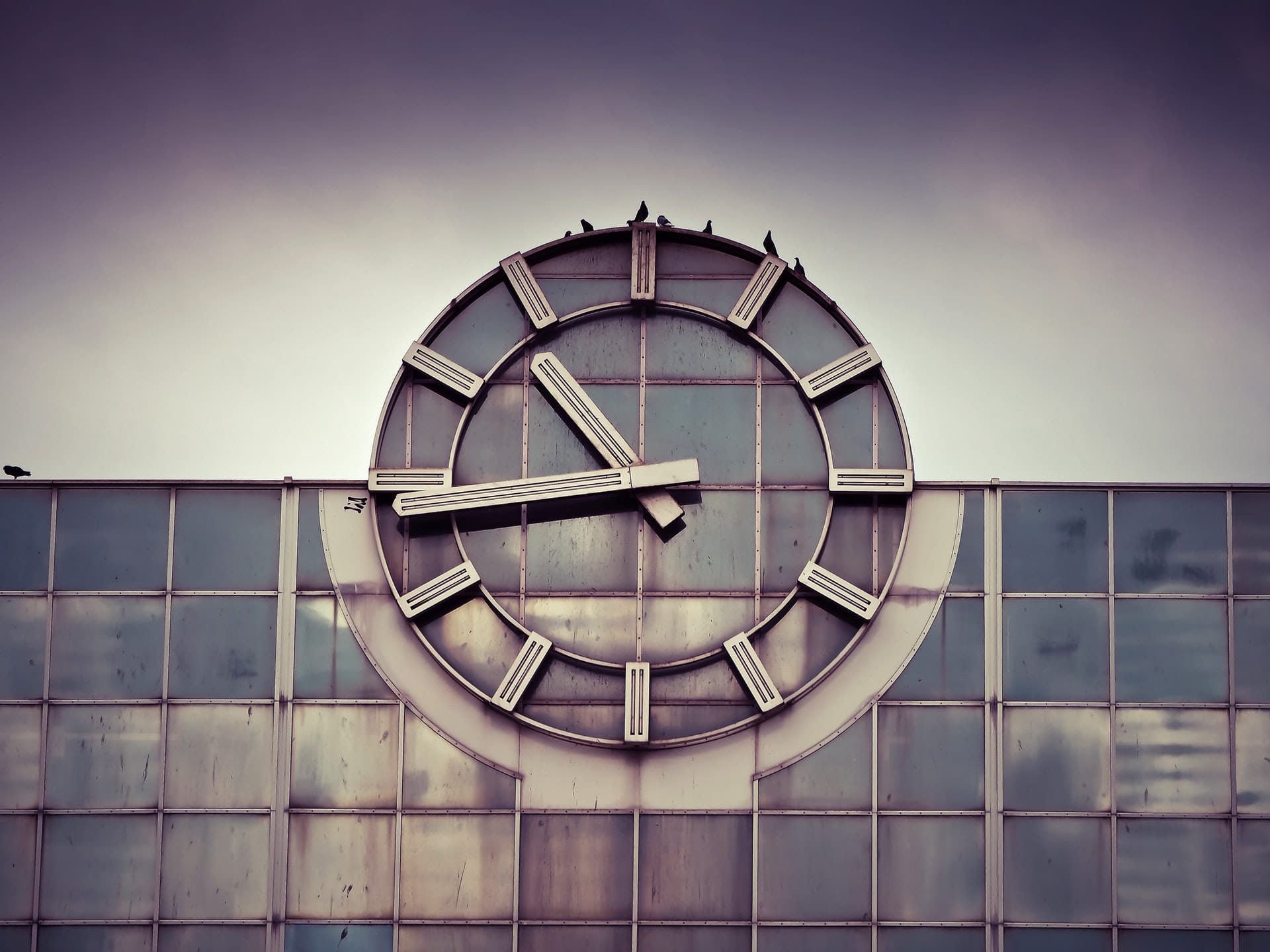 Revisiting the 4-day work week in architecture | News | Archinect