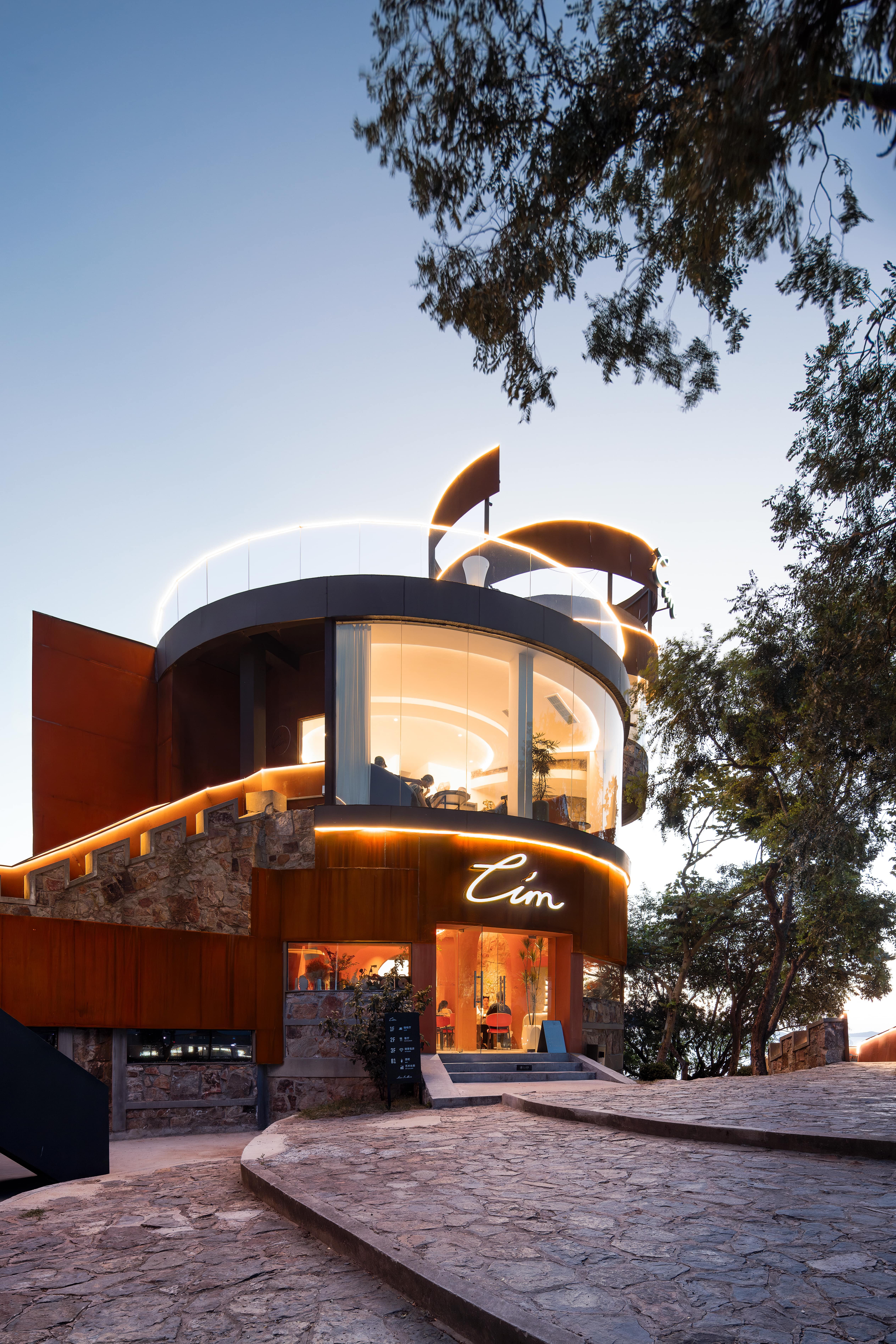 The renovation of Phoenix Terrace in the Taihu Resort Area | Parallect ...