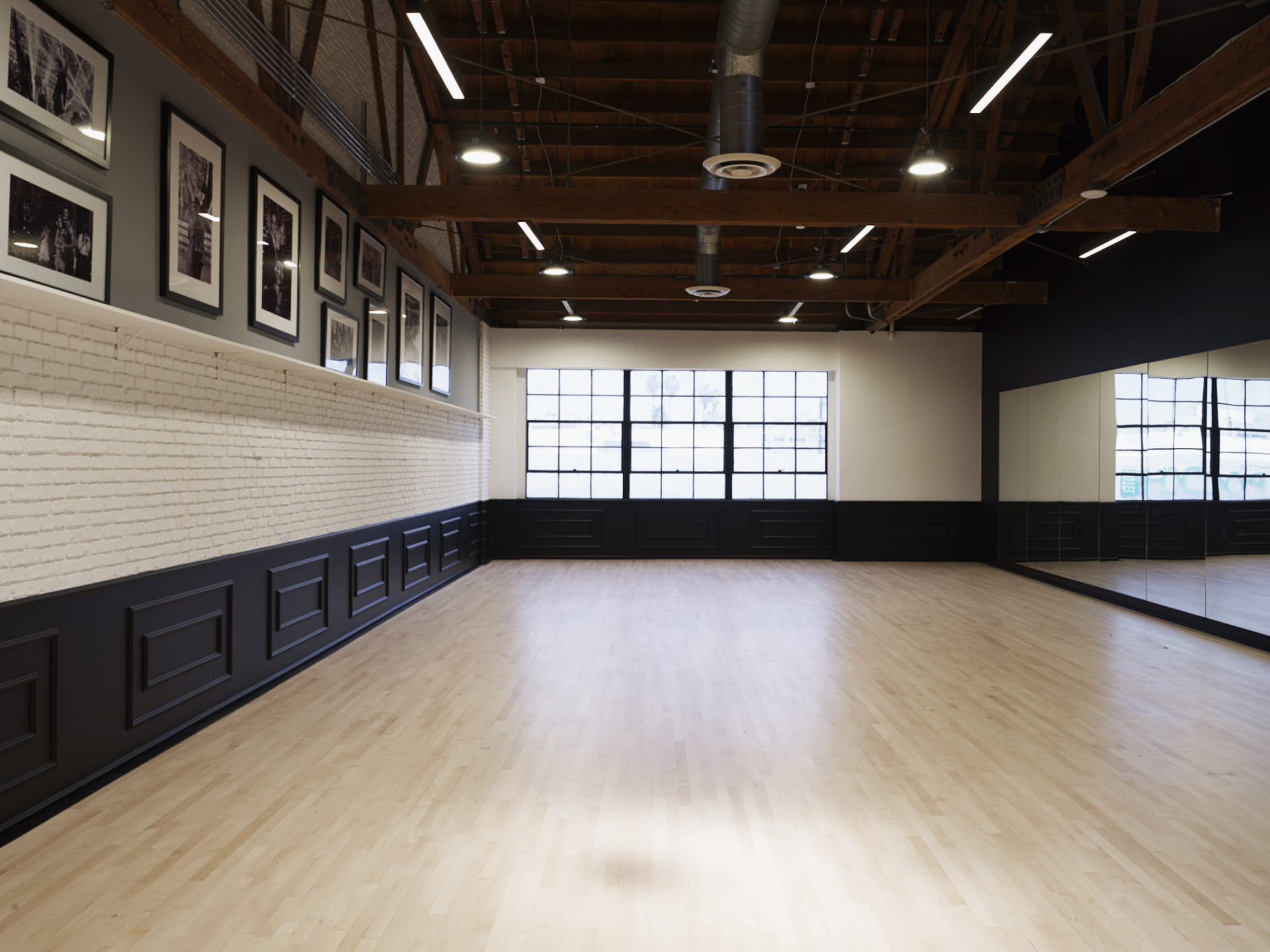 Four contemporary Los Angeles media studios by Relativity Architects ...