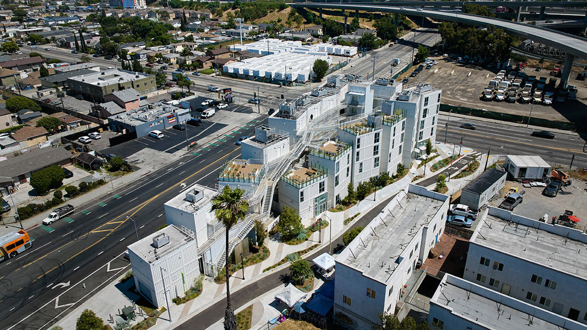 Isla Intersections Supportive Housing & Paseo | Lorcan O'Herlihy ...