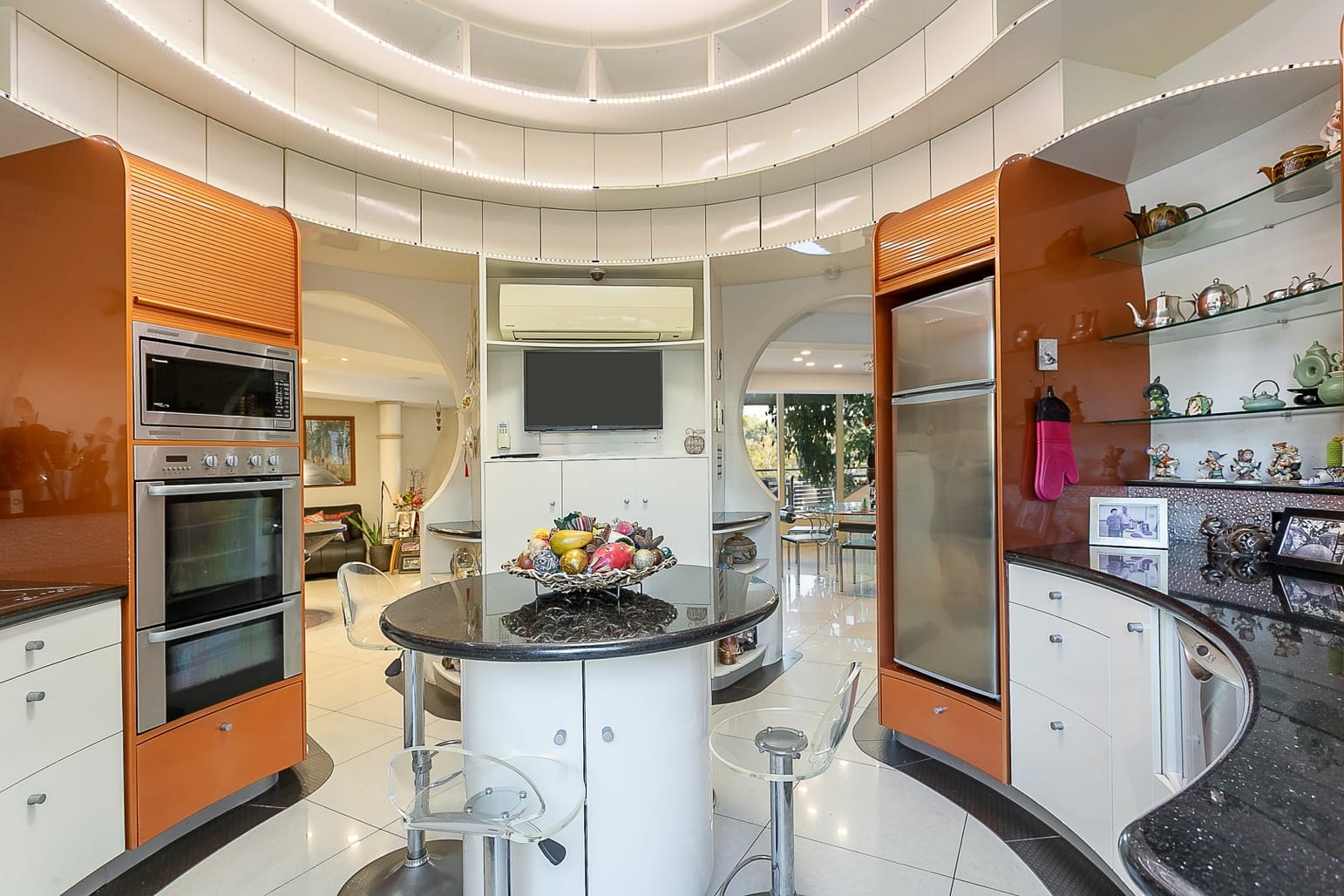 Architect-built concrete bubble house in Australia is for sale | News ...
