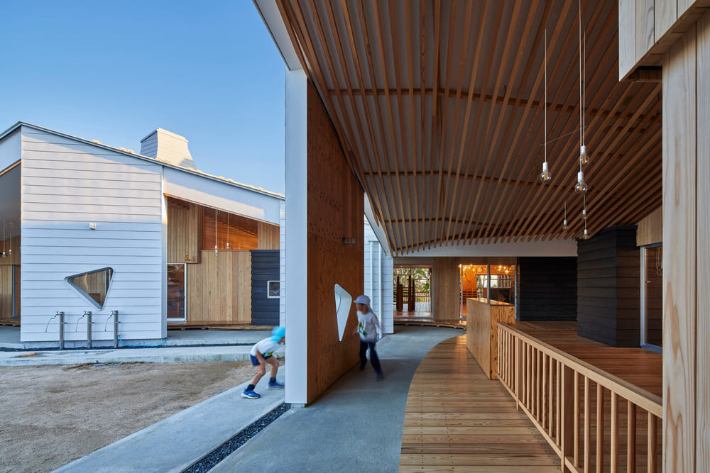A flexible Japanese nursery school that functions like a village | News ...