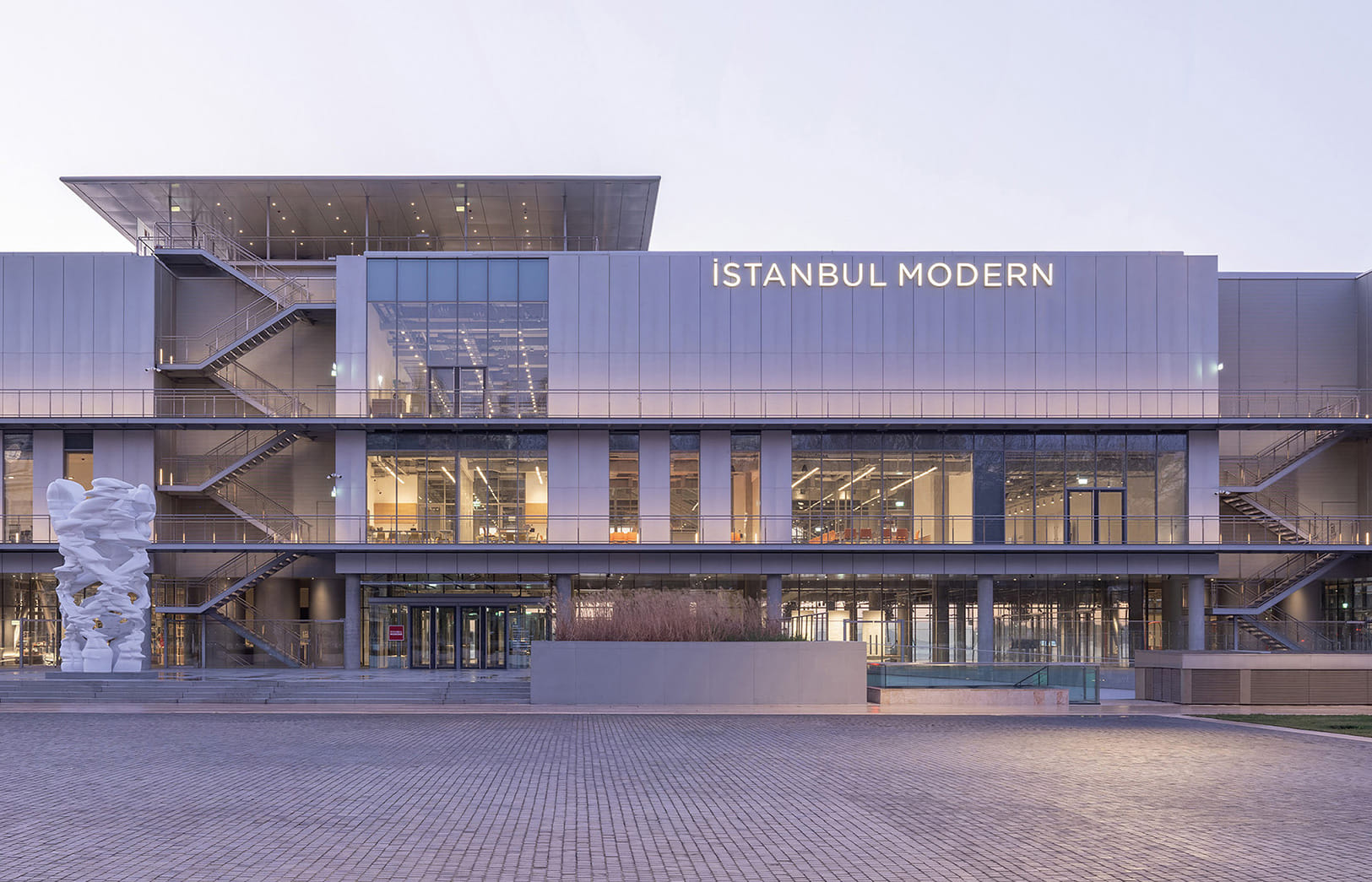 Renzo Piano’s Istanbul Modern museum opens in Turkey | News | Archinect