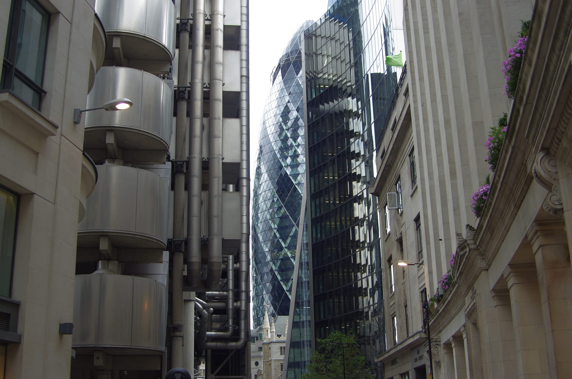 These are 'The 50 Most Influential Tall Buildings of the Last 50 Years ...