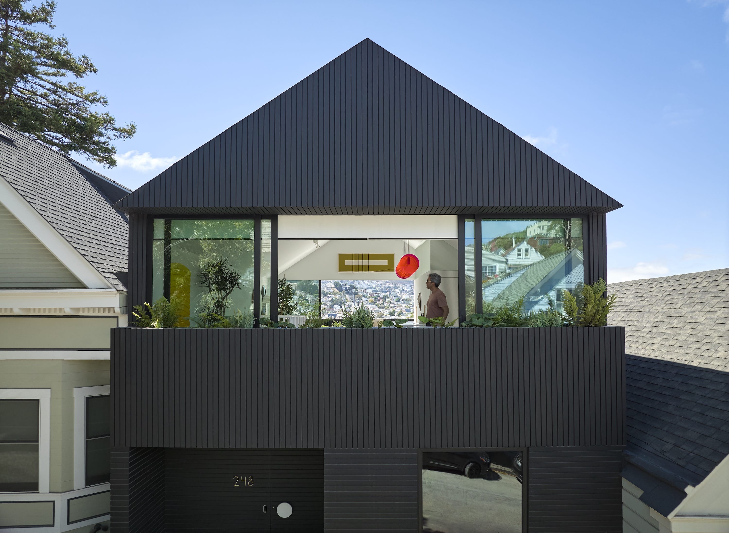 Mork-Ulnes Architects and Alison Damonte reimagine San Francisco home ...