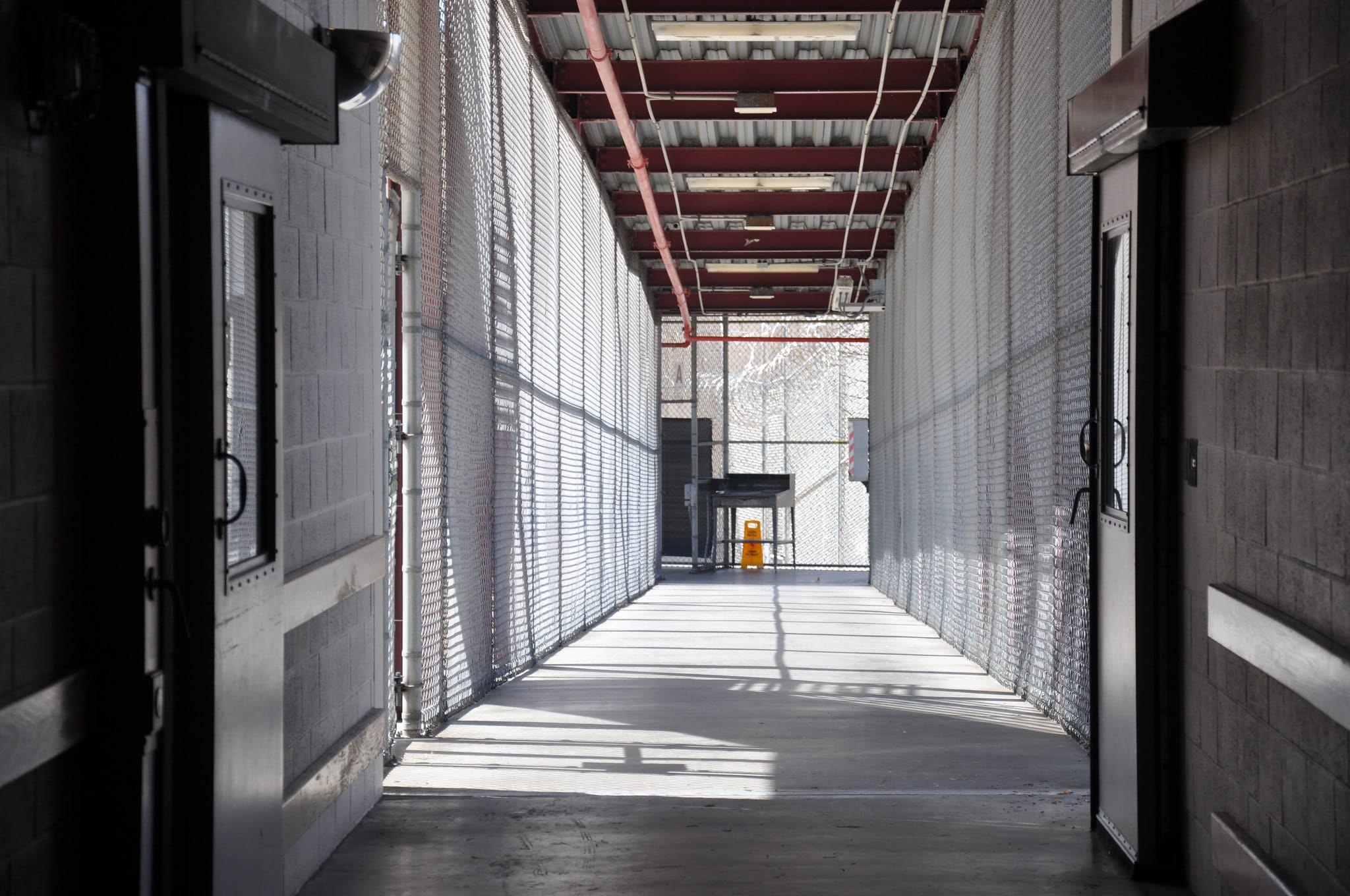 Private prisons, including ICE detention centers, are now illegal in ...