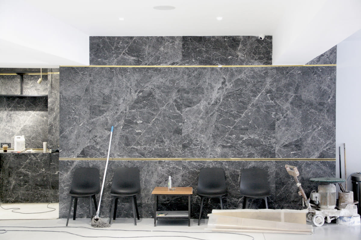 Parking Garage with Marble Reception | Oikonomakis Siampakoulis ...