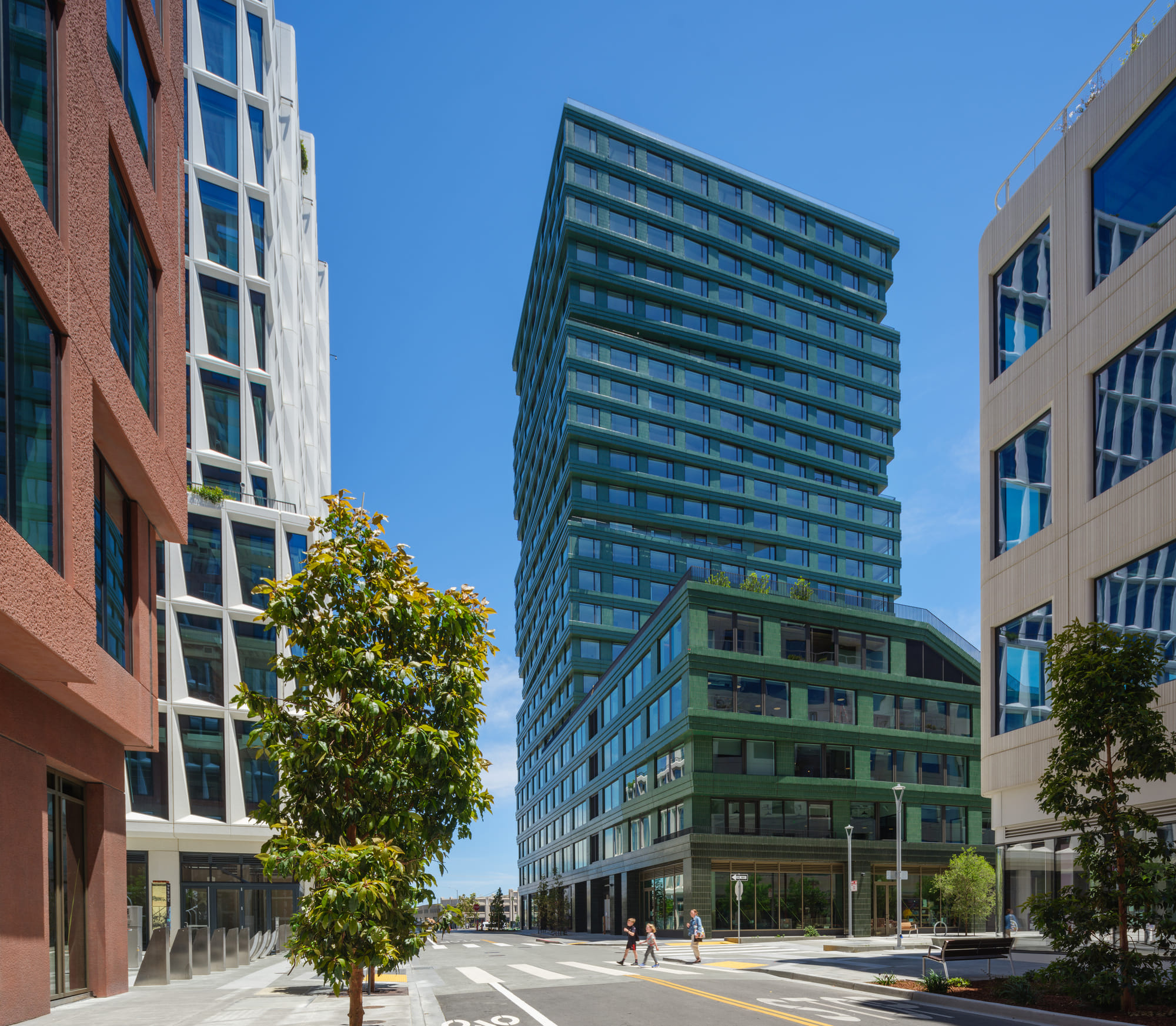 Studio Gang's Verde creates an unforgettable waterfront connection in ...