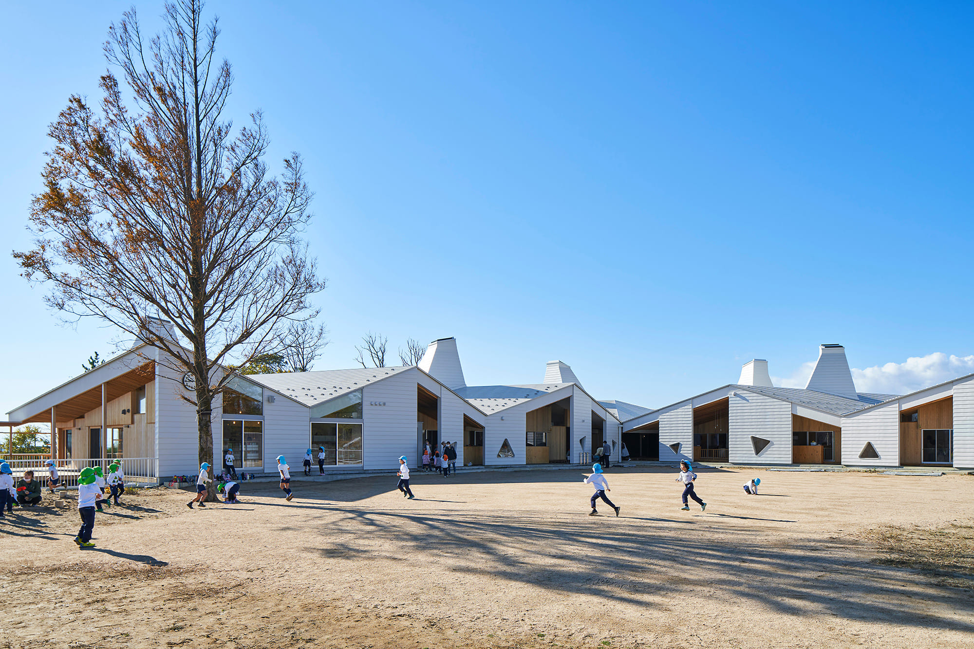 A flexible Japanese nursery school that functions like a village | News ...