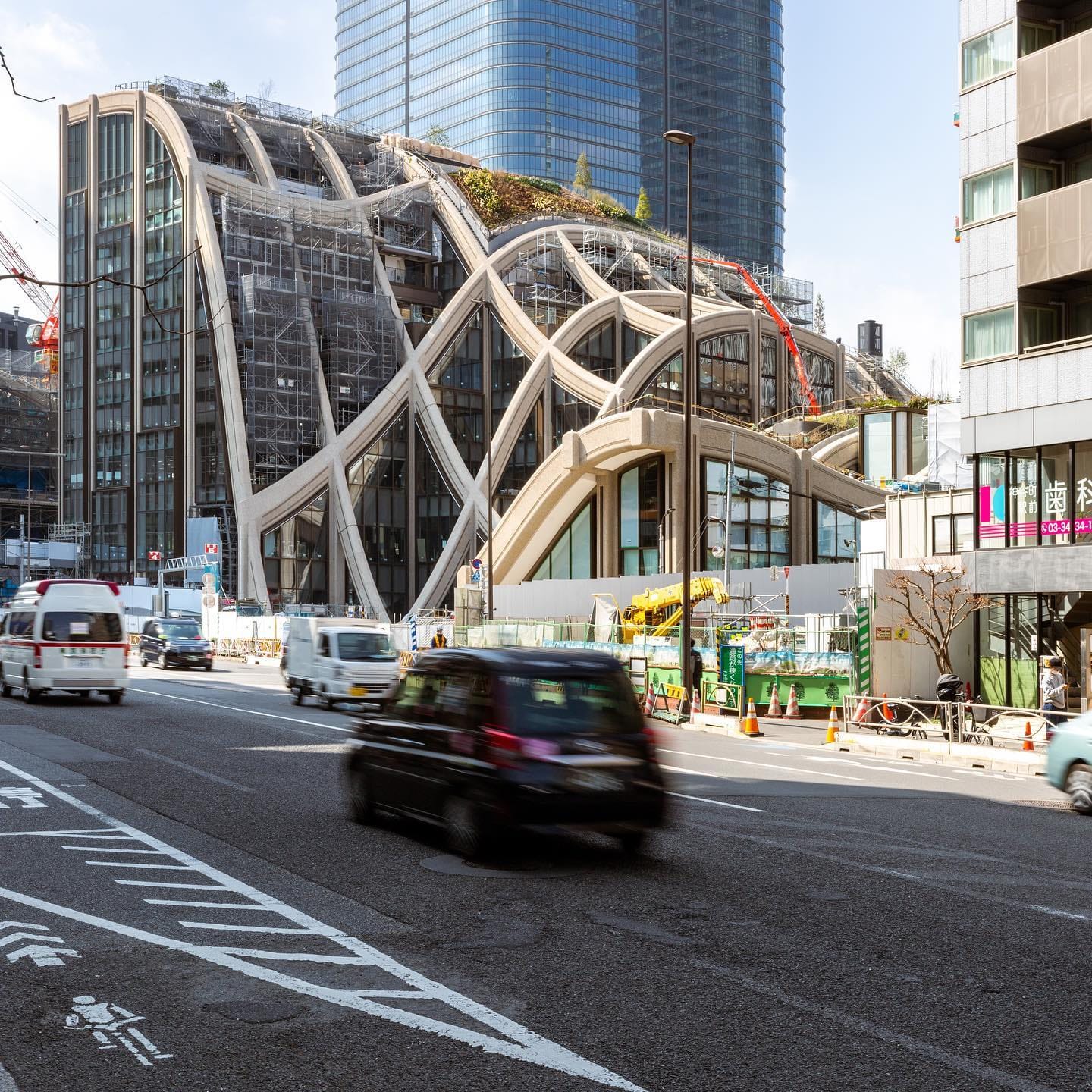 Heatherwick Studio details progress on Toranomon-Azabudai district in ...