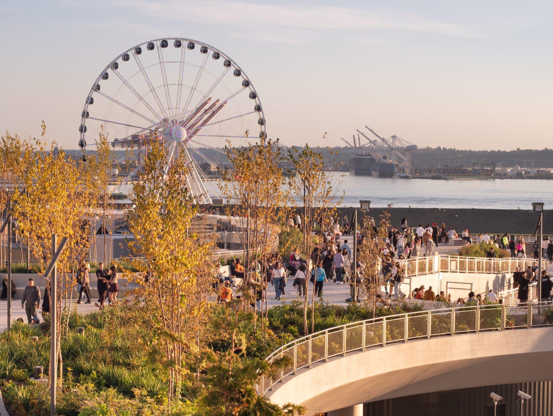 Seattle opens 20-acre Waterfront Park by Field Operations | News ...