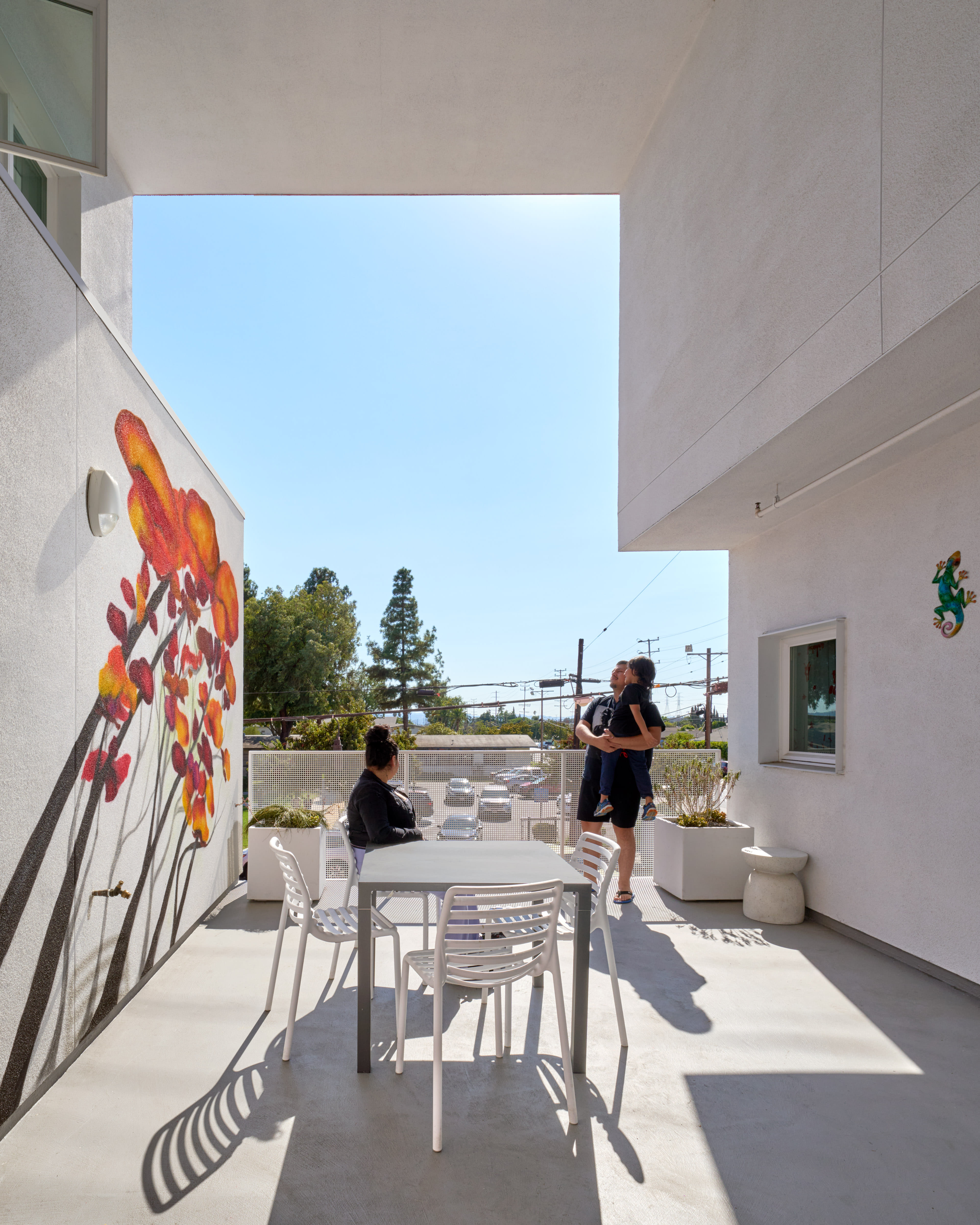 Sun King Supportive Housing | Lorcan O'Herlihy Architects [LOHA] | Archinect