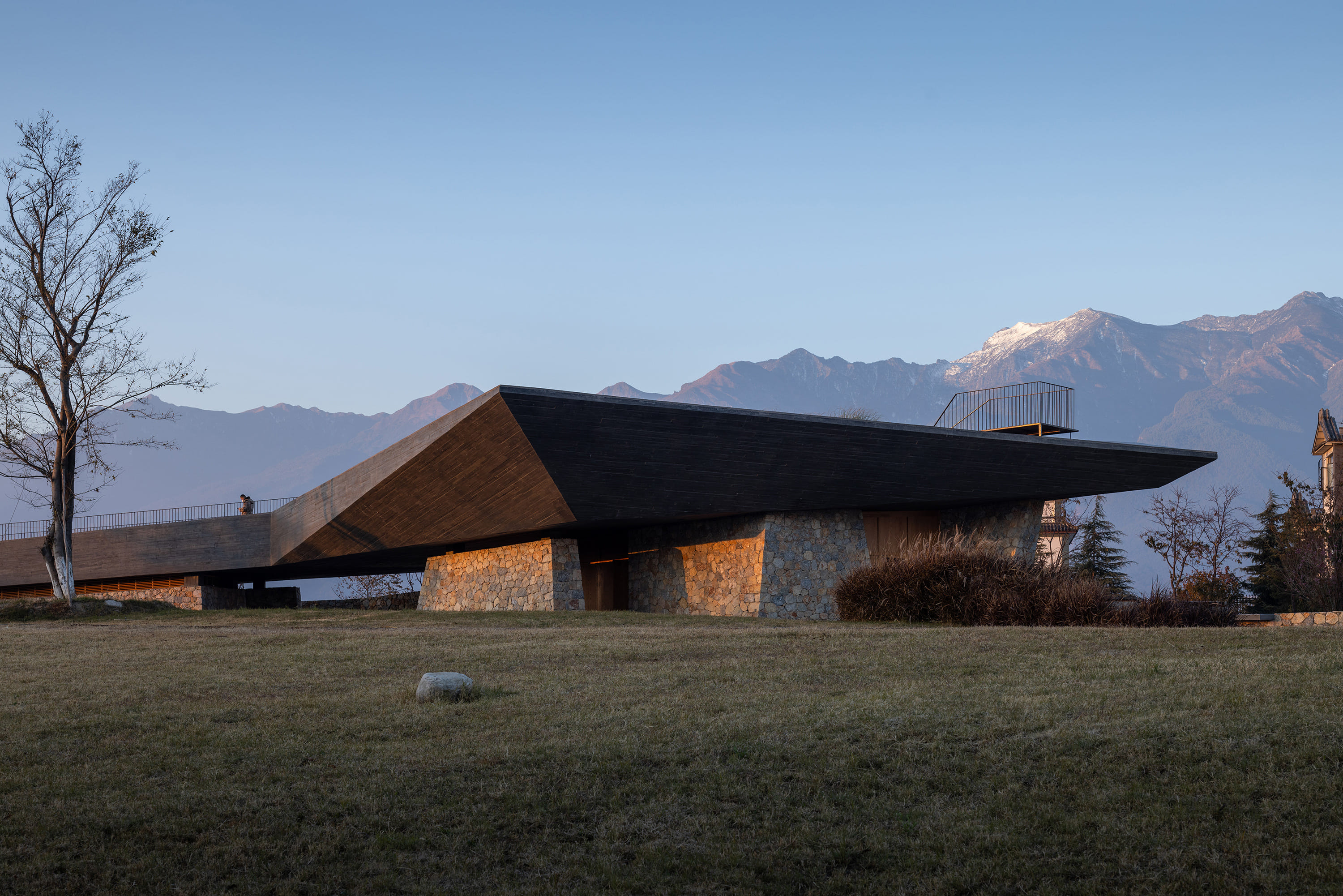 Microtopography: Dali Erhai Lake Ecological Rest Station | line+ ...