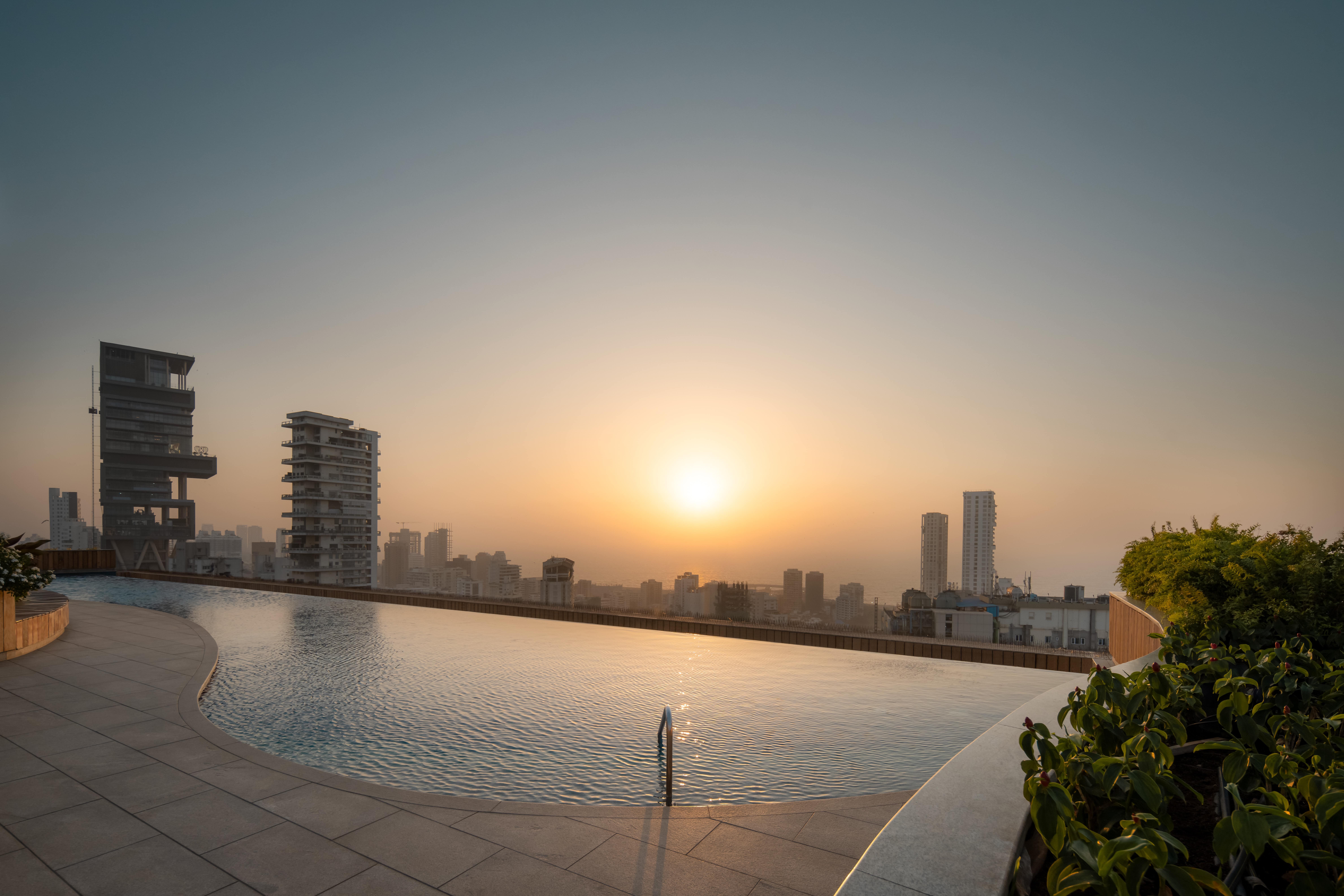 SOM completes lush, high-end residential tower in Mumbai | News | Archinect