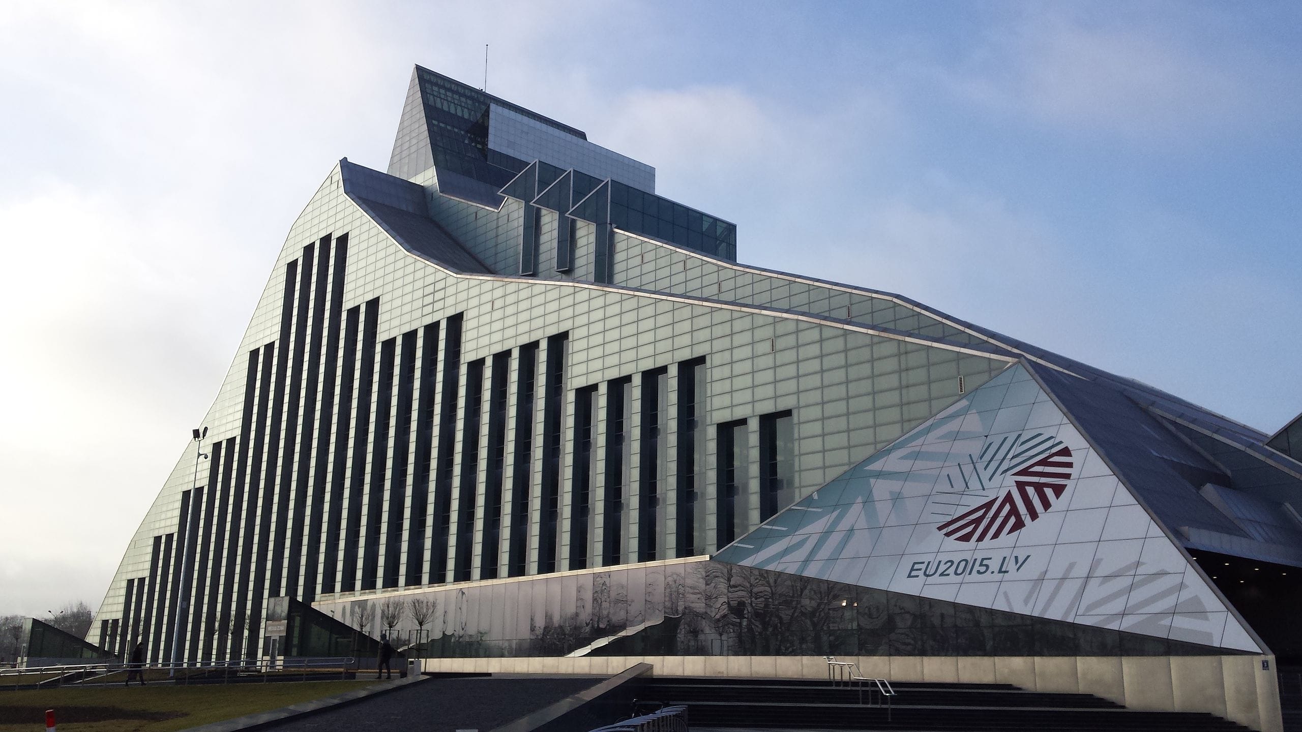 Gunnar Birkerts, founder of Gunnar Birkerts and Associates, has died ...