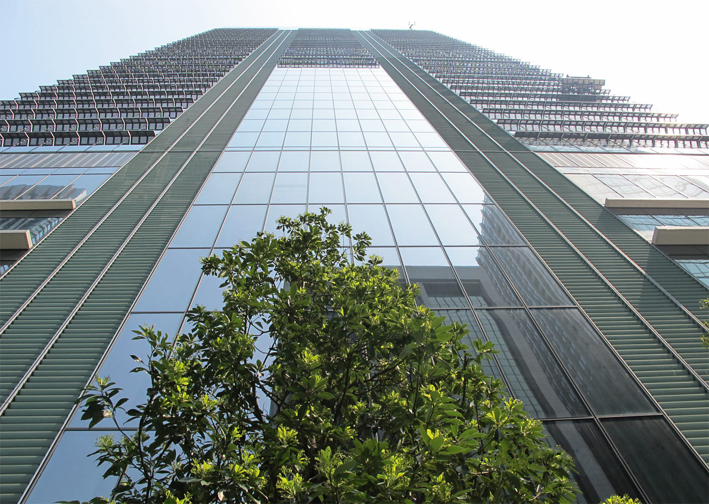 JAHN-Designed Japan Post Tower to Open in Tokyo