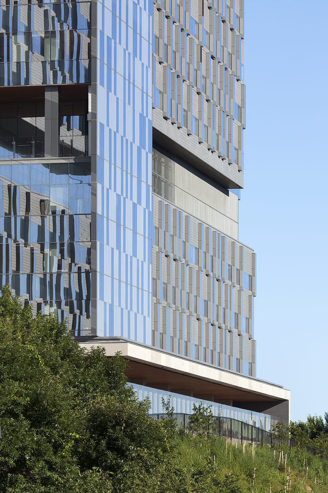 Bridgepoint Active Healthcare | Diamond Schmitt Architects | Archinect