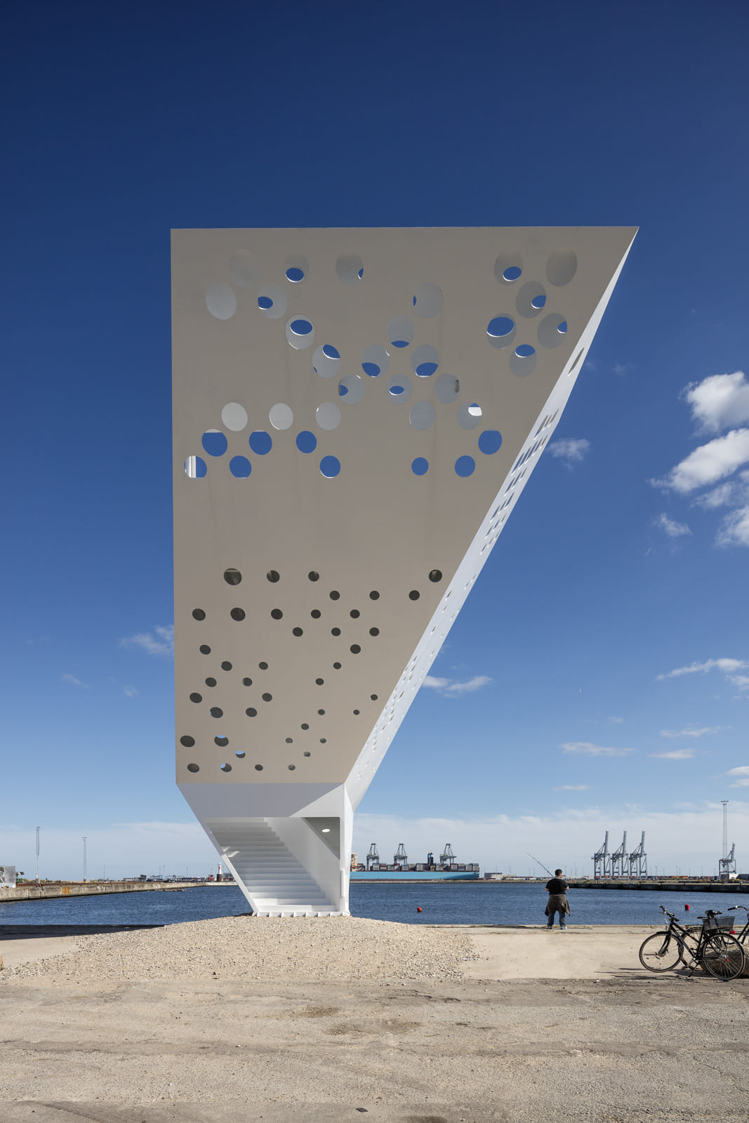 Perforated "Sailing Tower" spotlights Denmark's commercial Aarhus ...