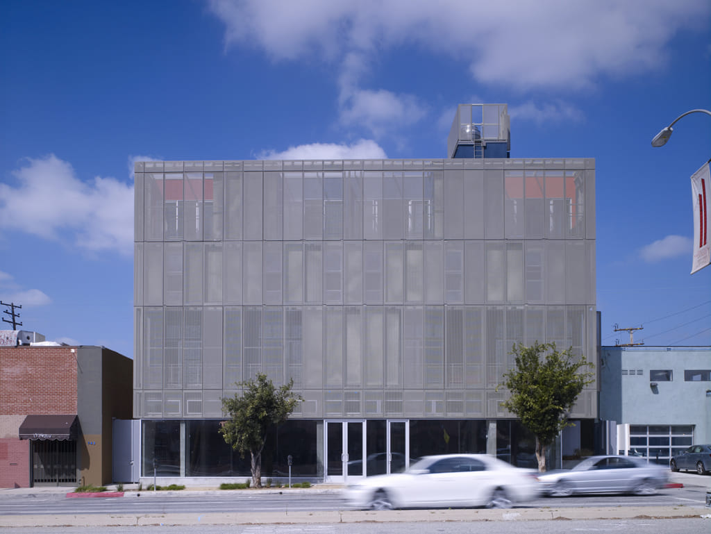 The Lofts at Cherokee Studios | Brooks + Scarpa | Archinect