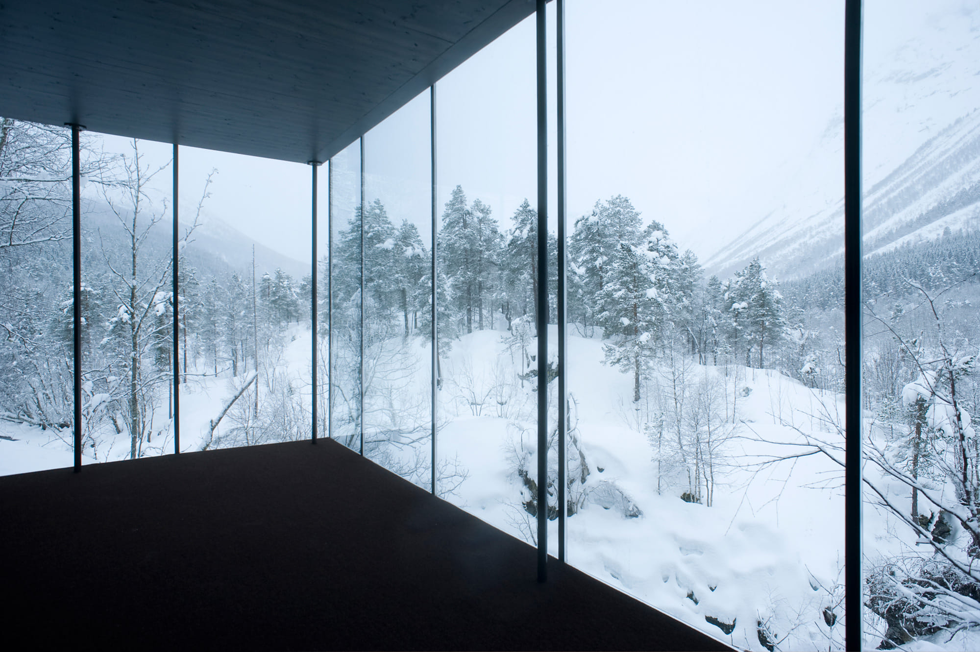 The real-life architecture of "Ex Machina" | Gallery | Archinect
