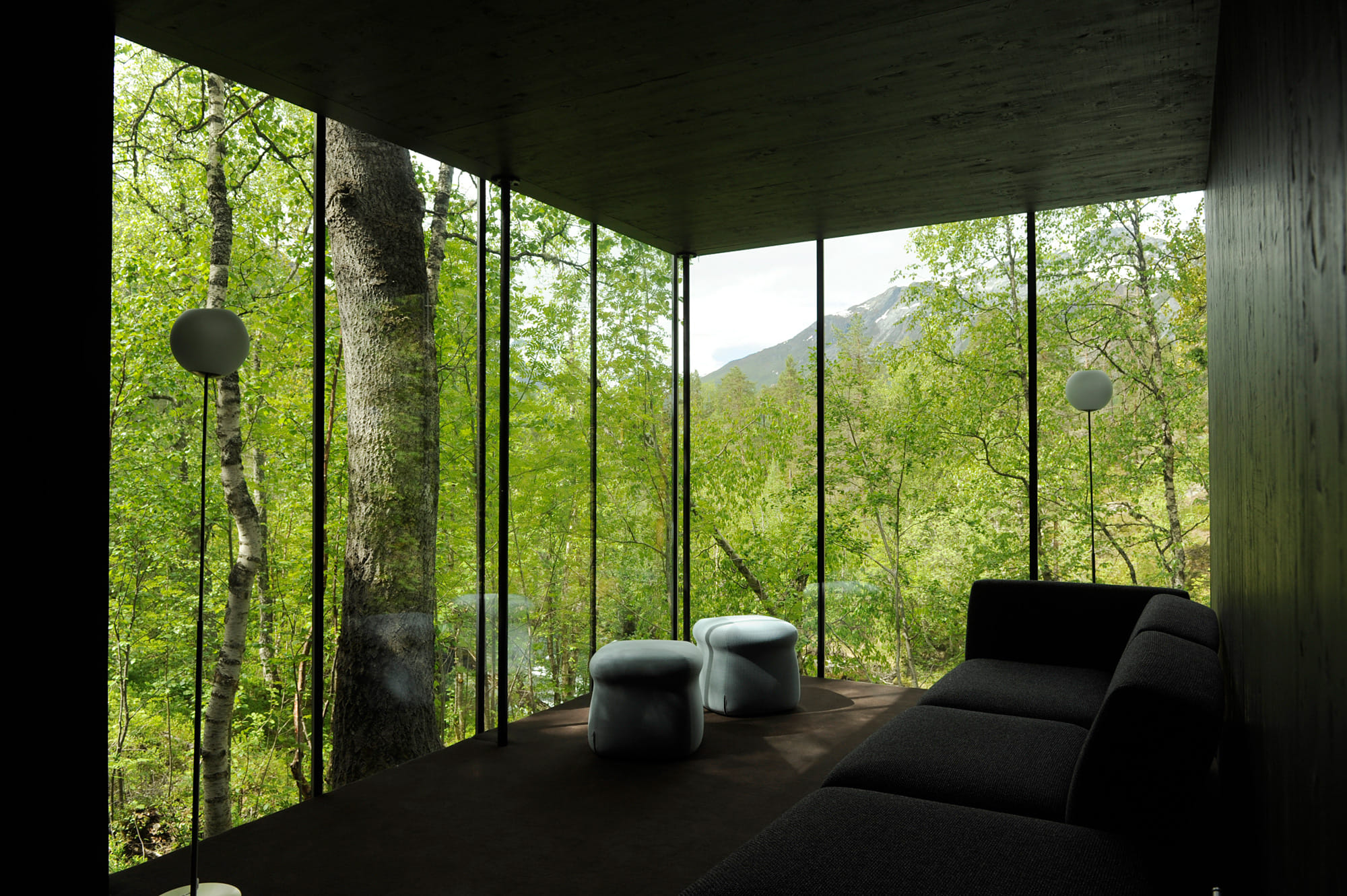 The real-life architecture of "Ex Machina" | Gallery | Archinect
