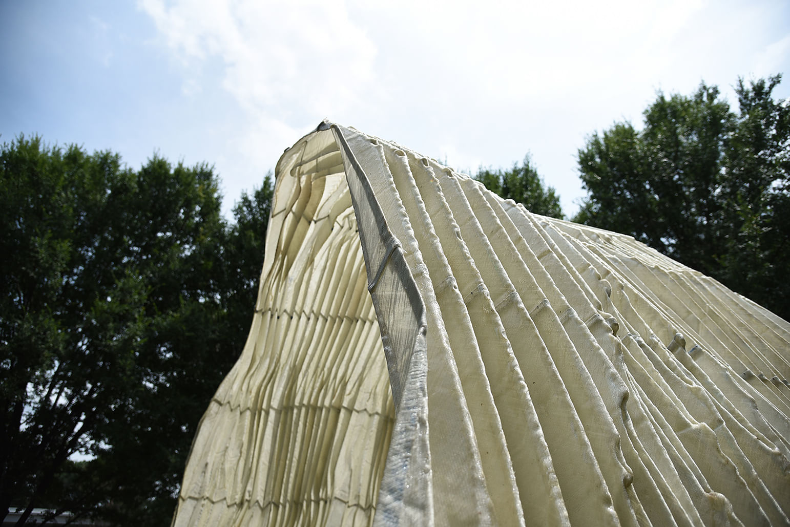 See how Joseph Choma built the “Chakrasana” arch using his fiberglass ...