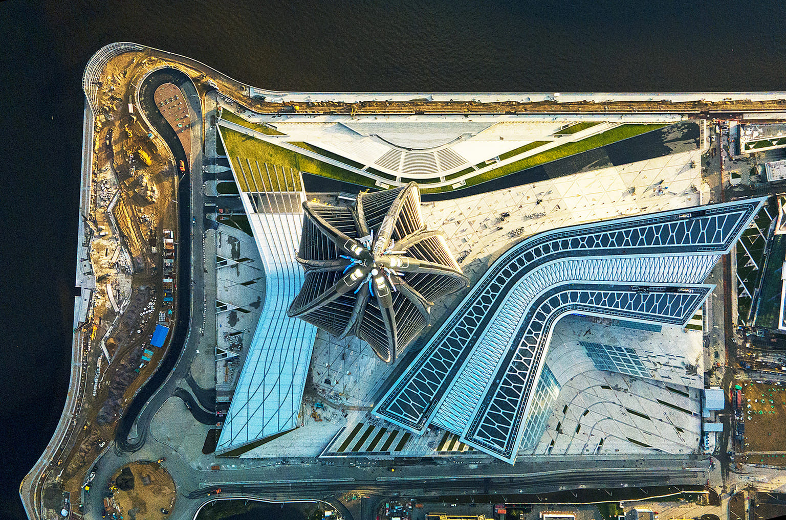 Lakhta Center, the world's northernmost supertall tower, wins Emporis ...