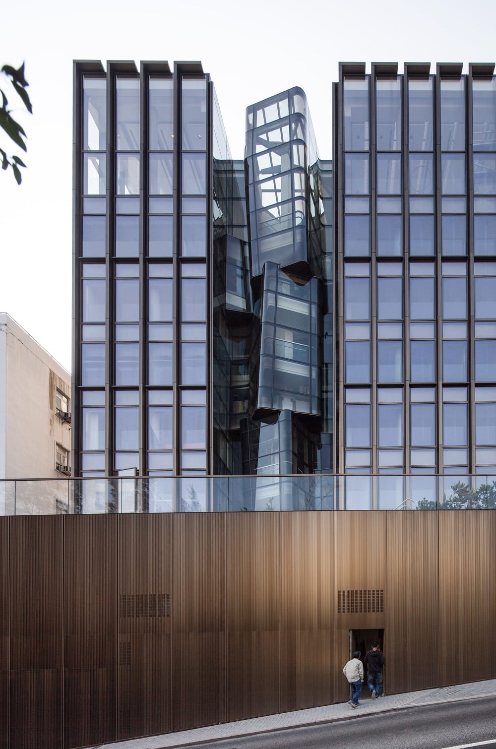Aedas creates a sense of drama for an award winning private residence ...