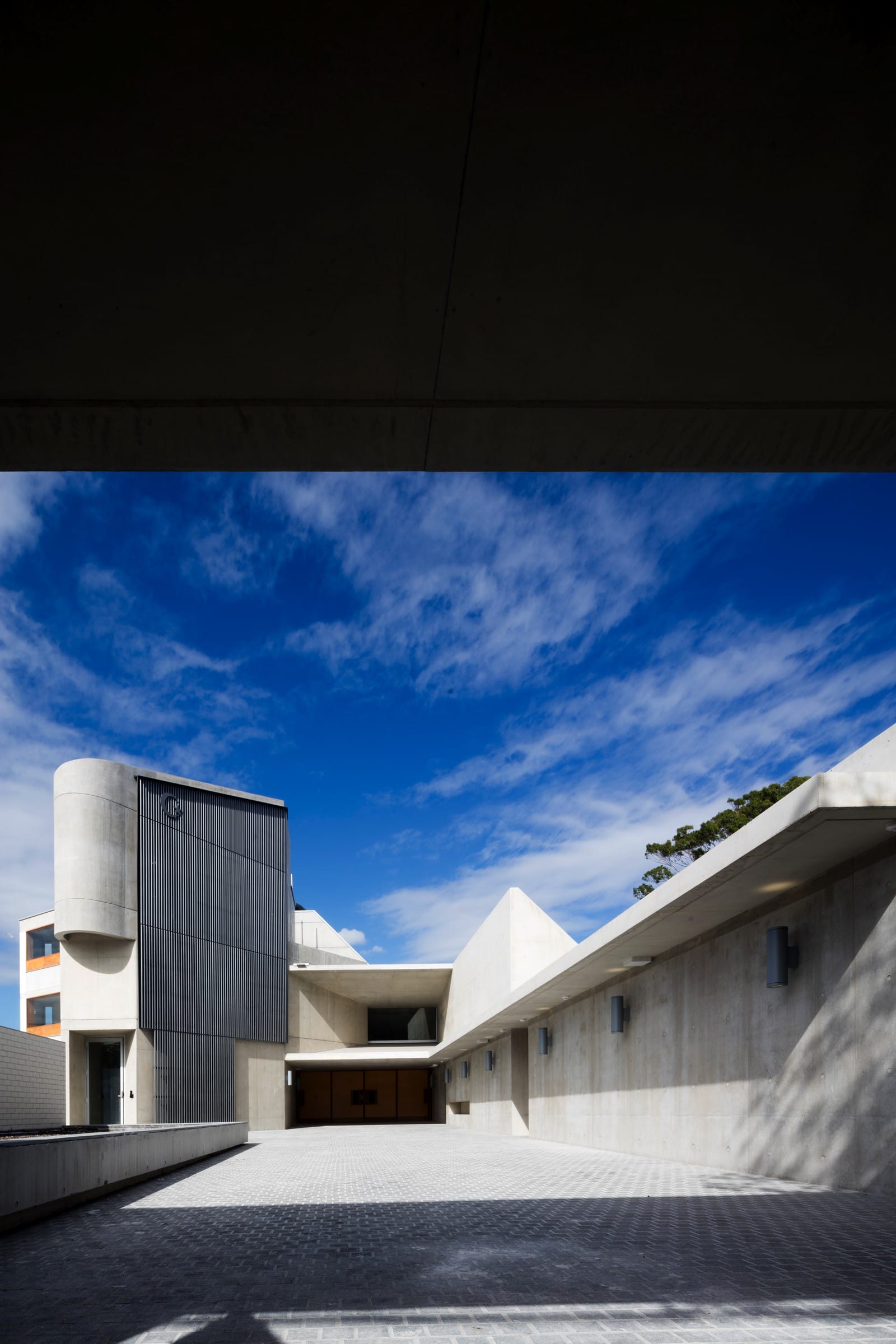 Peek inside the 99-domed Punchbowl Mosque in Sydney by Candalepas ...